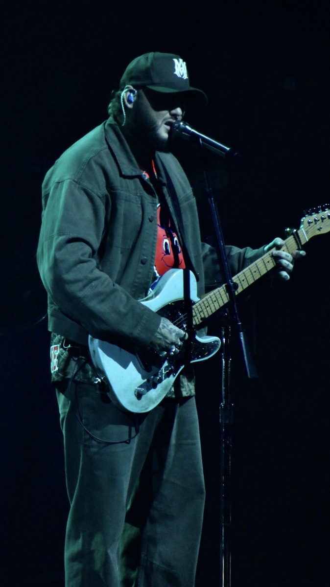 James Arthur Concert & Tour History (Updated for 2025 - 2026) | Concert ...