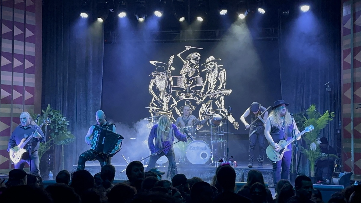 NiNi Concert & Tour History (Updated for 2026) | Concert Archives