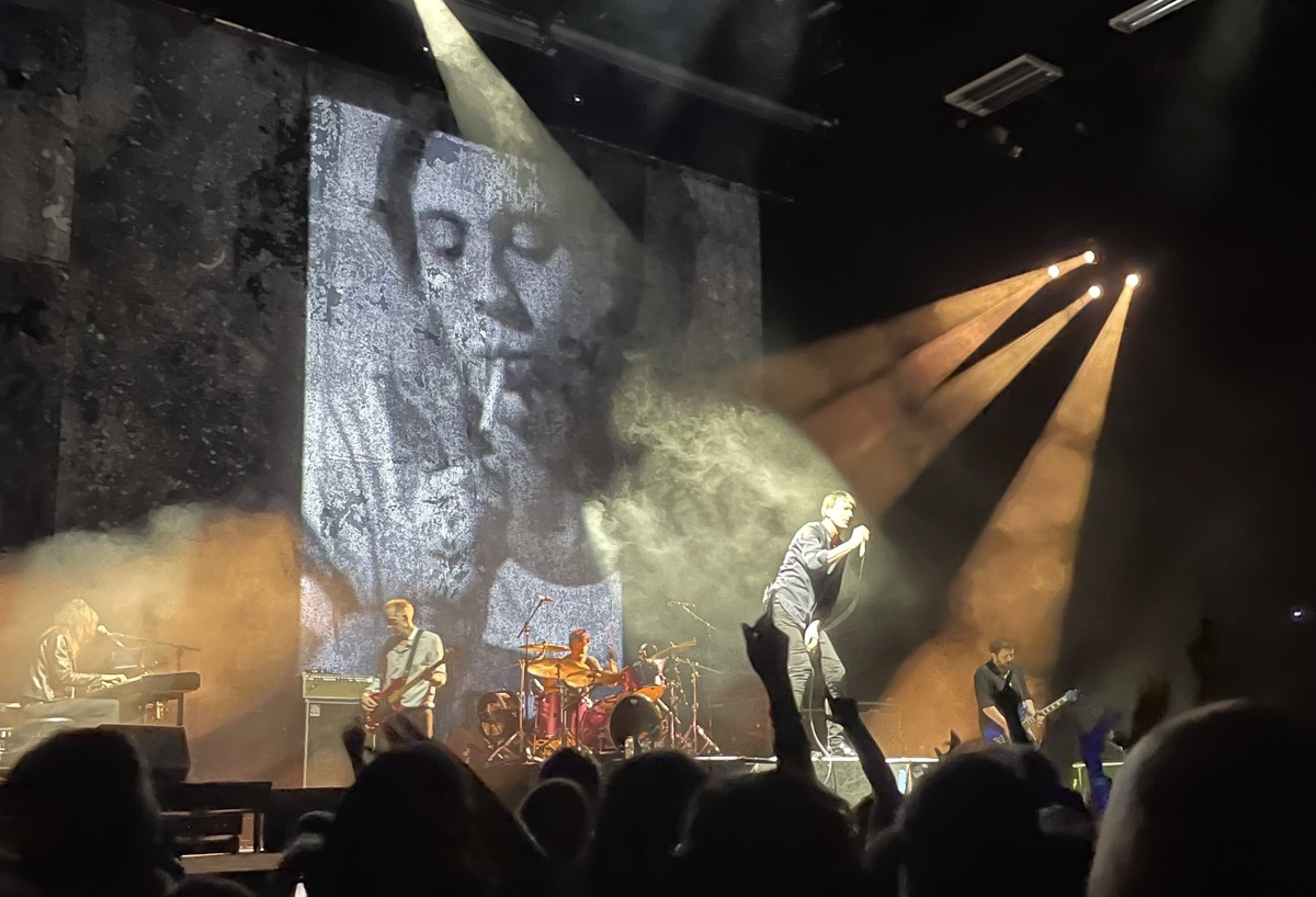 Suede Concert & Tour History (Updated for 2026) | Concert Archives