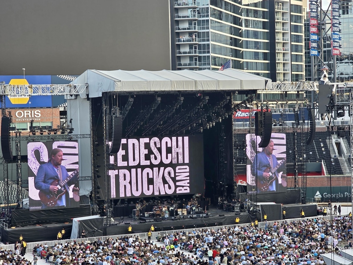 Joe Walsh Concert & Tour History (Updated for 2026) | Concert Archives
