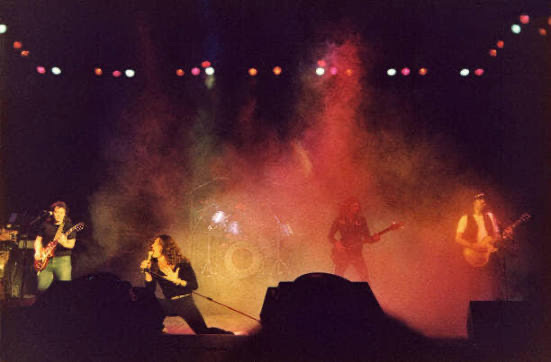 Whitesnake Concert & Tour History (Updated for 2026 - 2027) | Concert ...