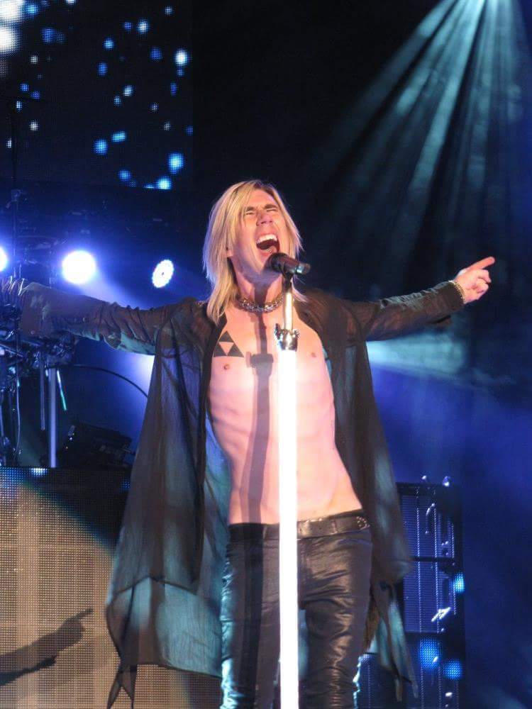 Nov 16, 2016: Marianas Trench / Shawn Hook / Repartee / Ivory Hours at ...