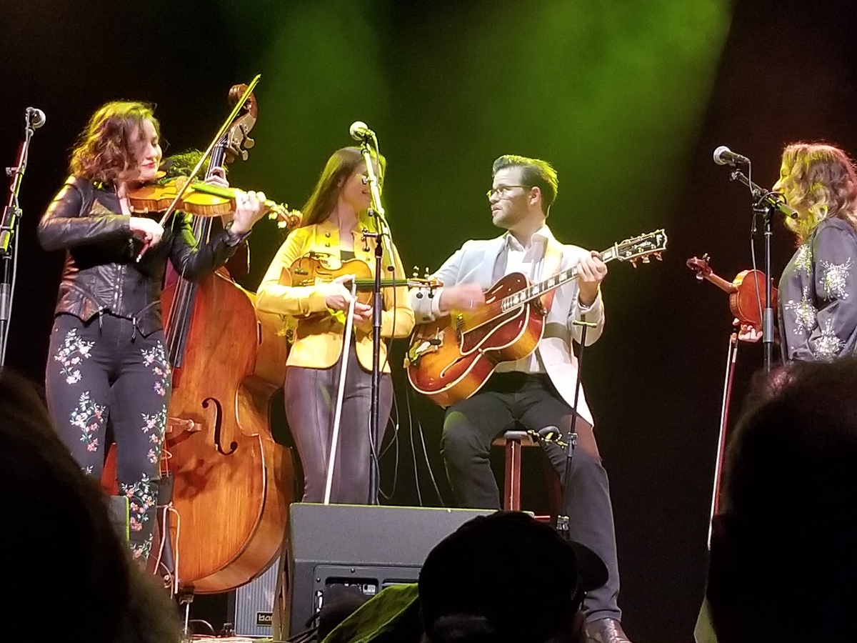 The Quebe Sisters Concert & Tour History (Updated for 2023) | Concert ...