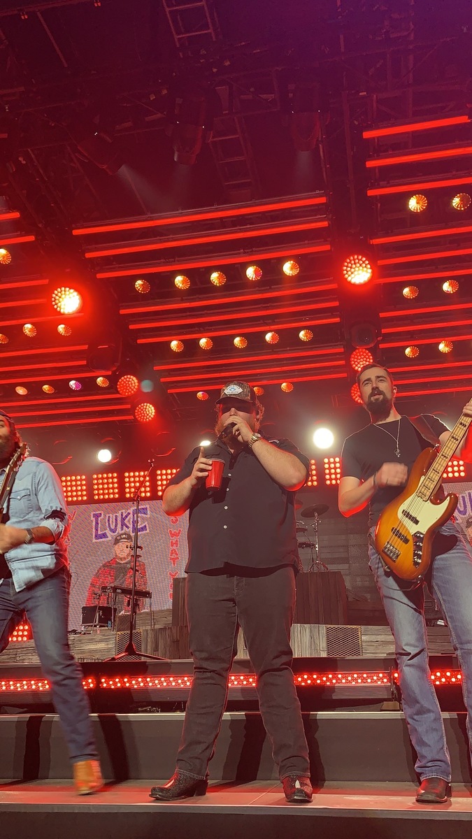 Nov 04, 2019: Luke Combs at Jimmy Kimmel Live! Los Angeles, California ...