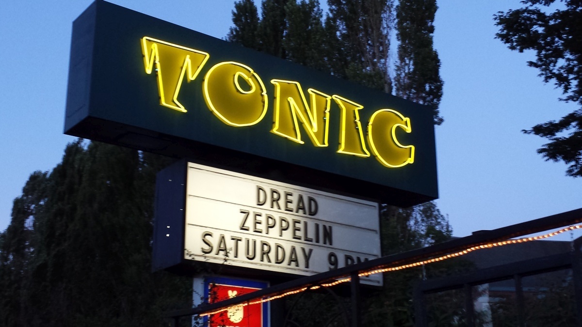 Dread Zeppelin Concert & Tour History | Concert Archives