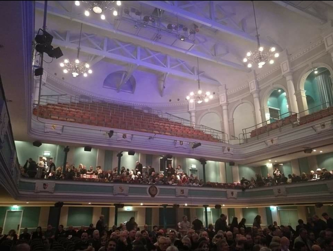 Concert History of Victoria Hall Hanley, England, United Kingdom ...