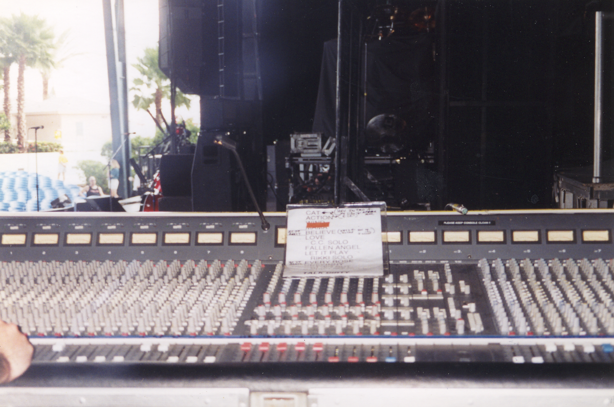 Jun 09, 1999: Poison / Ratt at Riverbend Music Center Cincinnati, Ohio ...