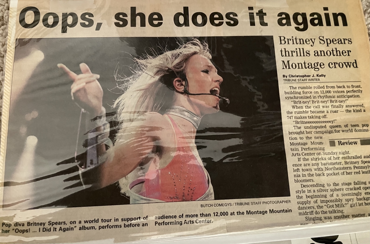 Britney Spears's 2000 Concert & Tour History | Concert Archives