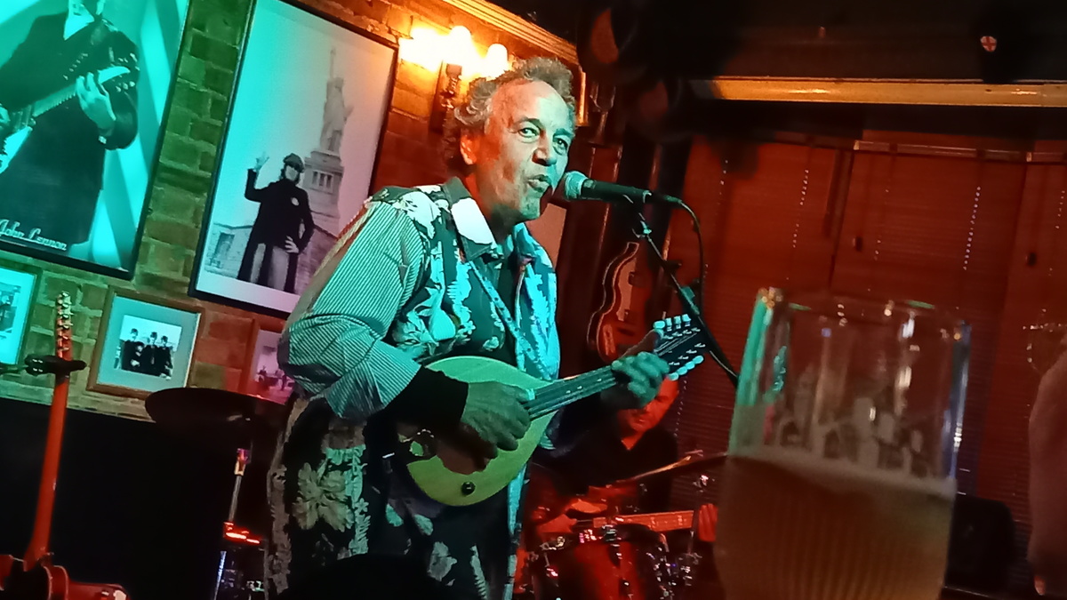 Steve Simpson Concert & Tour History | Concert Archives