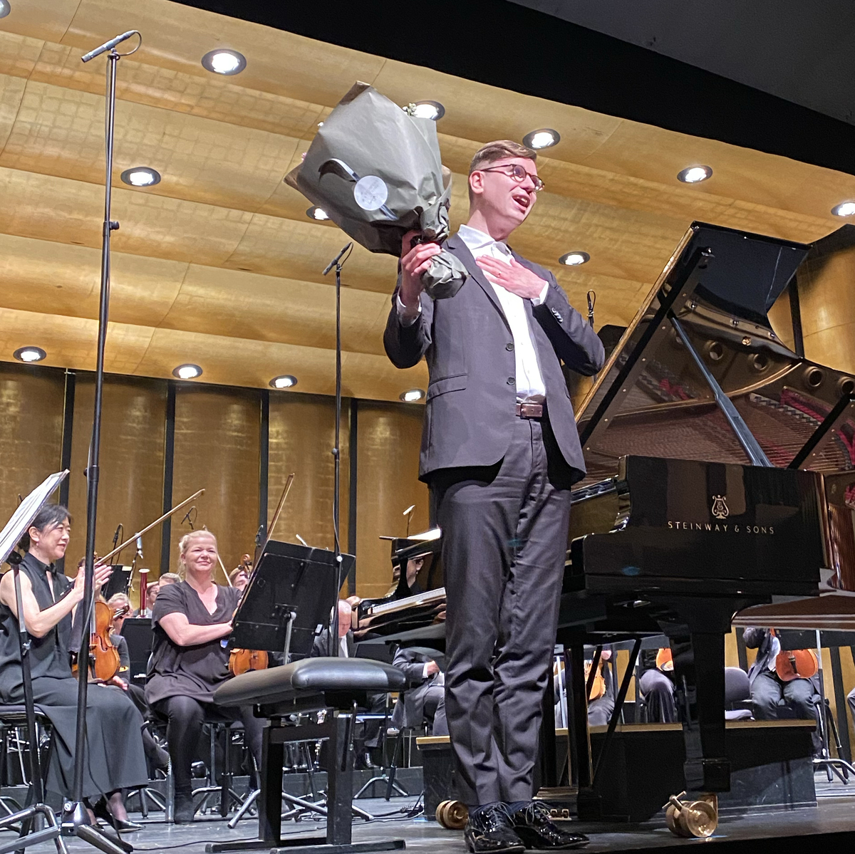 Víkingur Ólafsson Concert & Tour History (Updated for 2025) | Concert ...