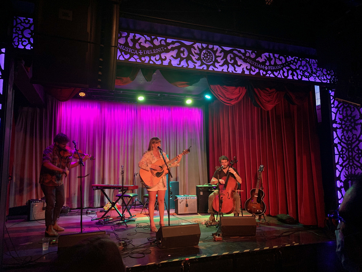 Johanna Samuels Concert & Tour History (Updated for 2024) | Concert ...