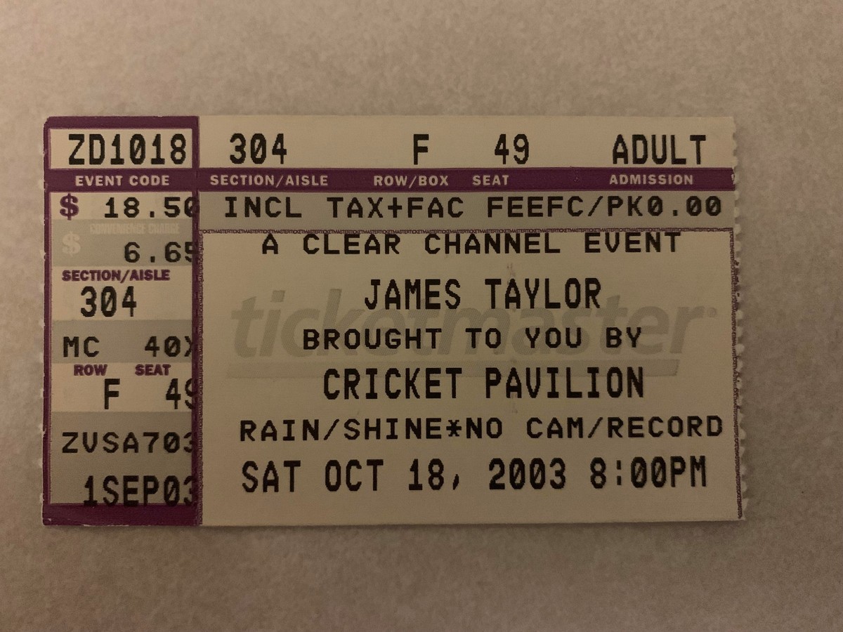 Oct 18, 2003: James Taylor at Cricket Pavilion Phoenix, Arizona, United ...