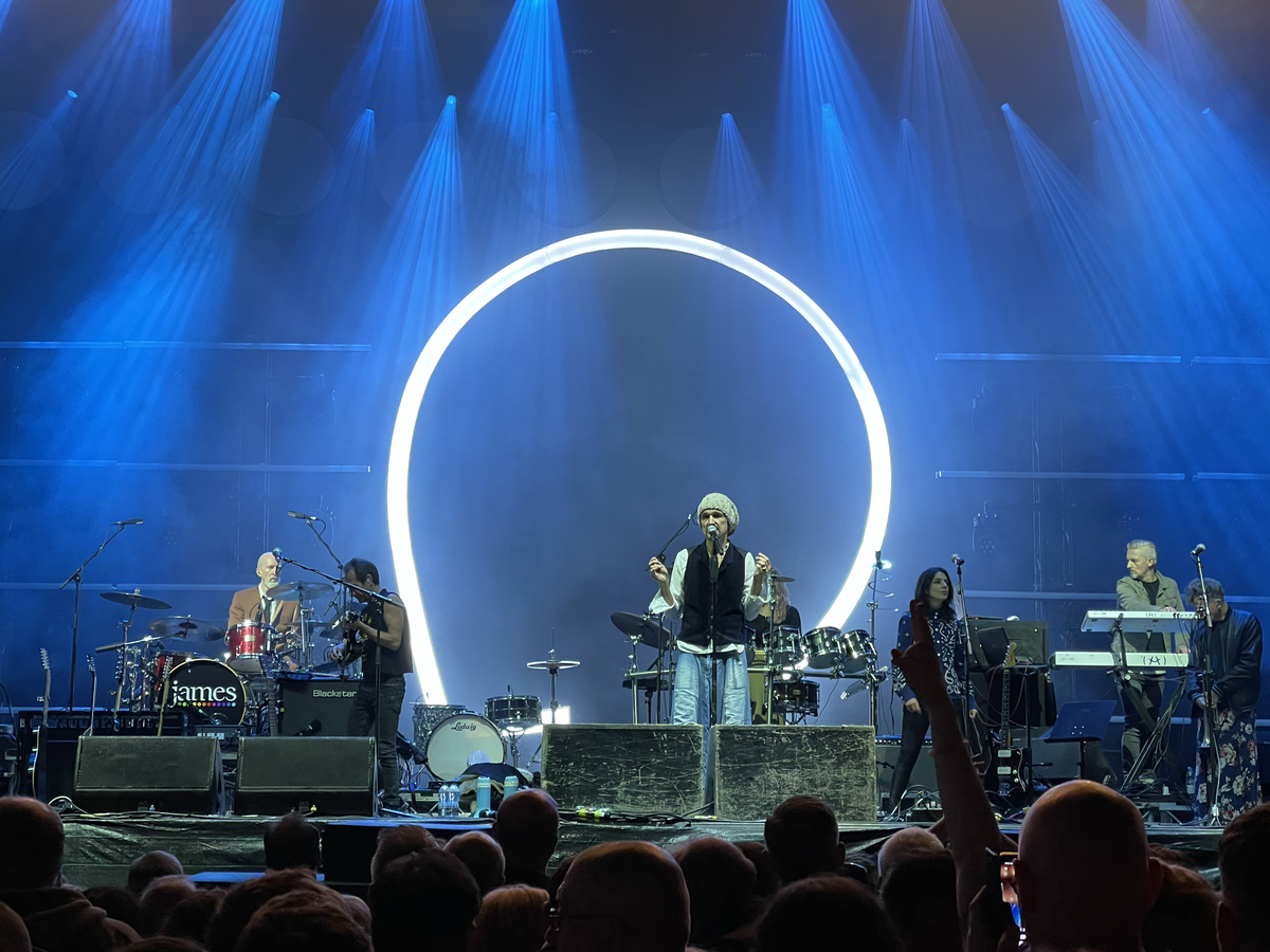 The Lightning Seeds Concert & Tour History (Updated for 2022) | Concert ...