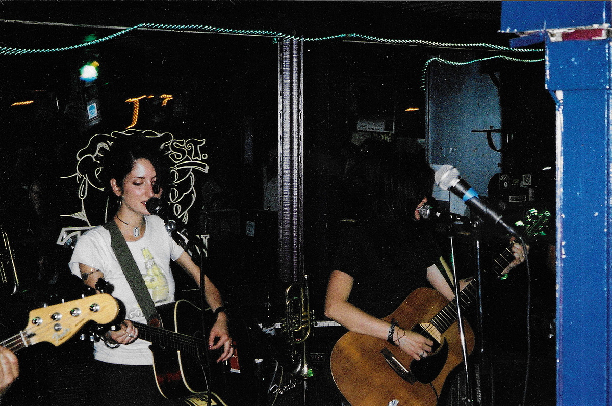 Azure Ray Concert & Tour History | Concert Archives