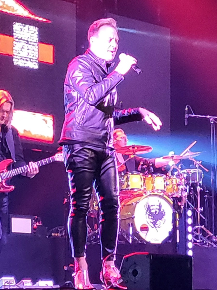 Nov 14, 2021: Jason Donovan at Usher Hall, Edinburgh, Scotland, United ...