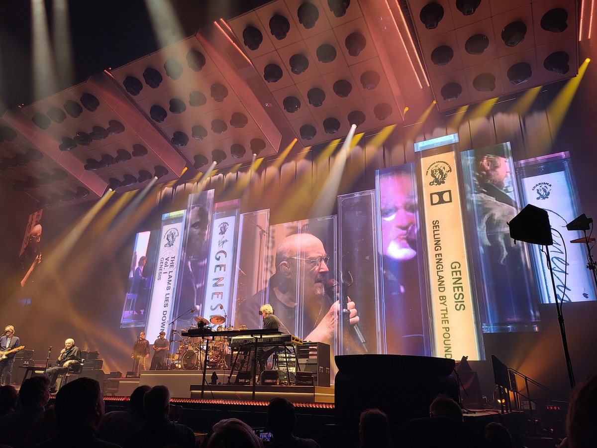 Dec 08, 2021: Genesis at Nationwide Arena Columbus, Ohio, United States ...