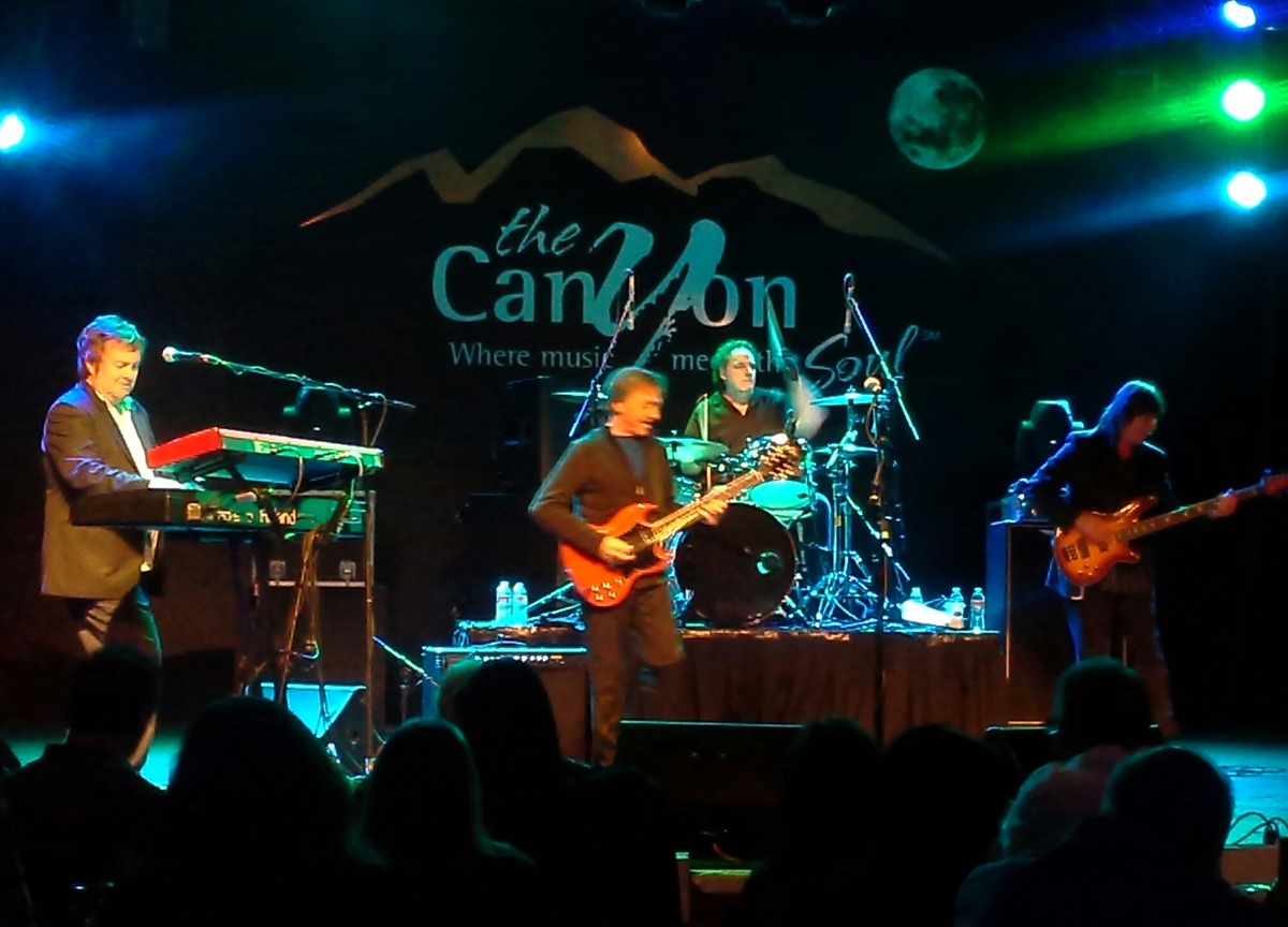 Badfinger/Joey Molland Concert & Tour History | Concert Archives