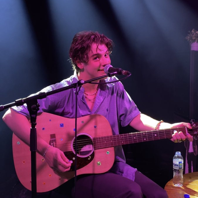 Jul 28, 2021: Thomas Headon at Wedgewood Rooms Portsmouth, England ...