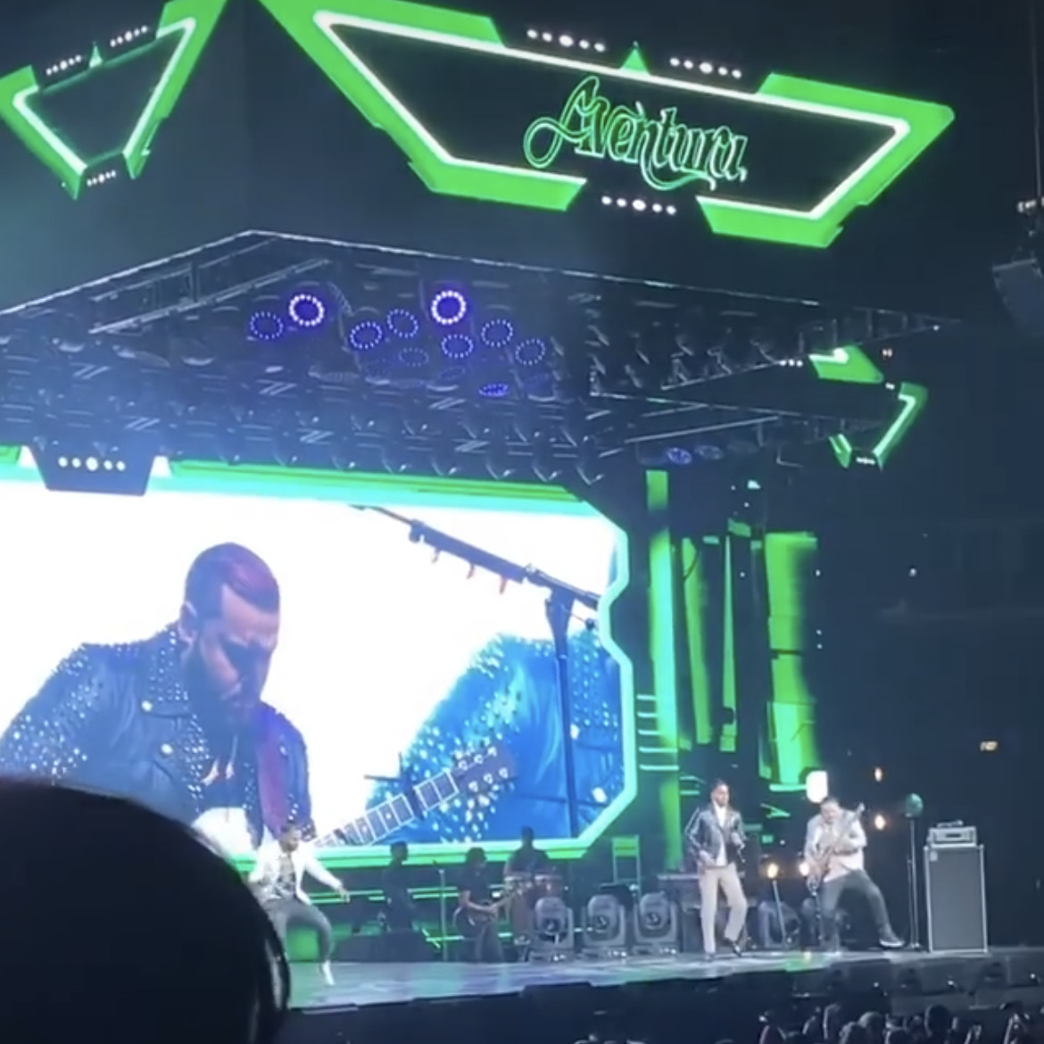 Aventura Concert & Tour History (Updated for 2024) | Concert Archives