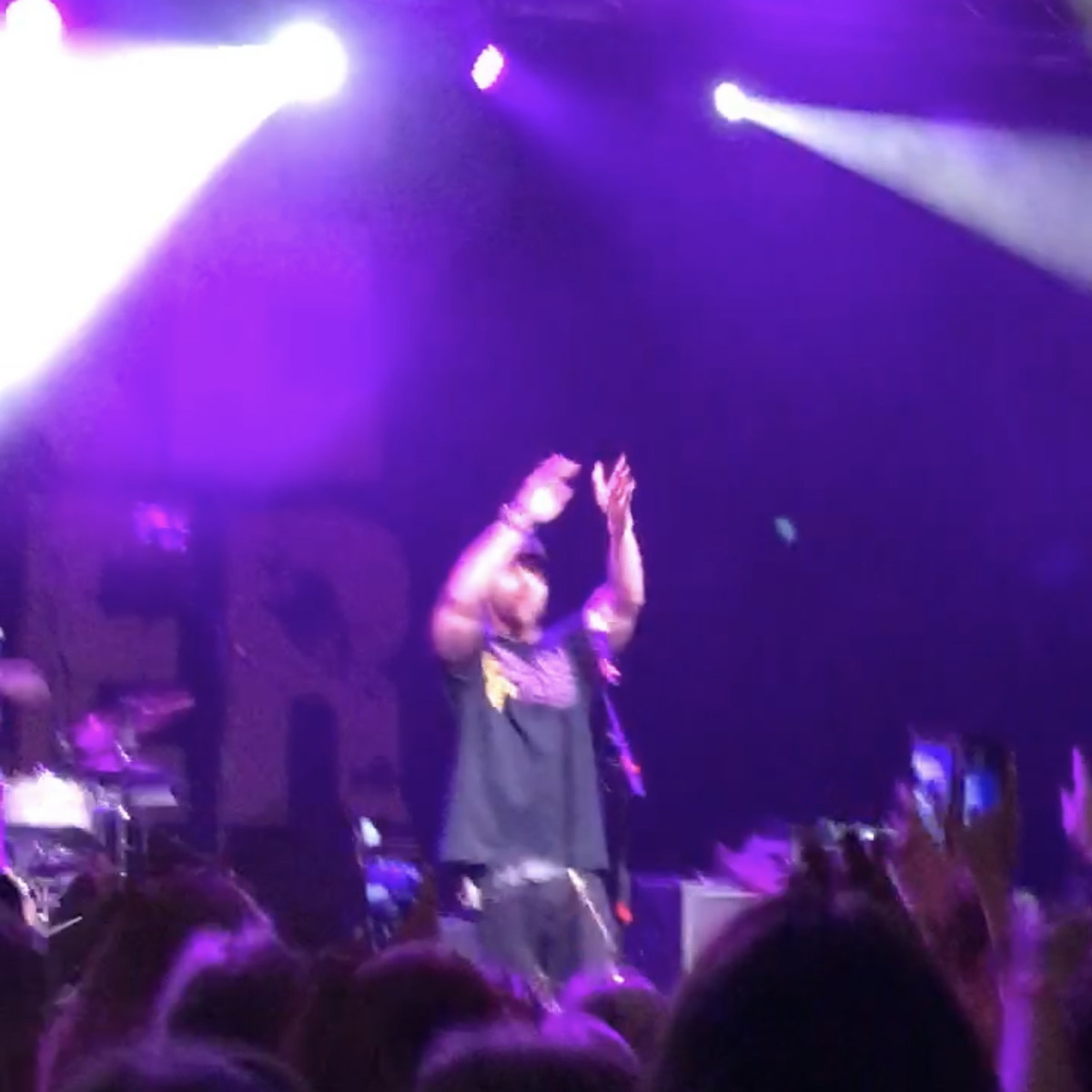 Devin Hayes Concert & Tour History | Concert Archives