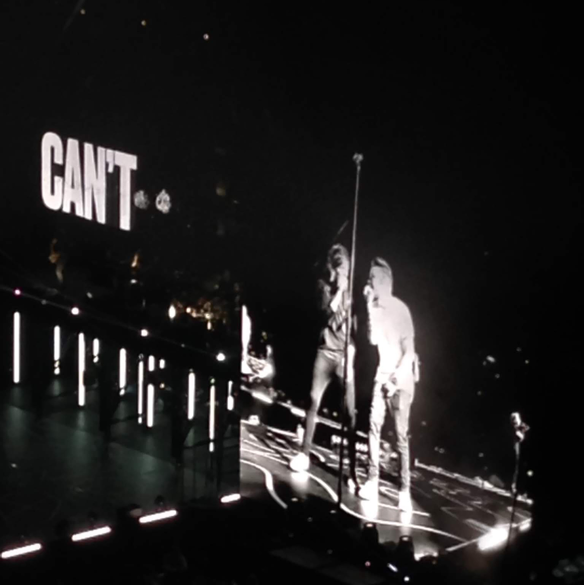 Oct 07, 2015: One Direction / Jamie Lawson / Augustana at OVO Hydro ...