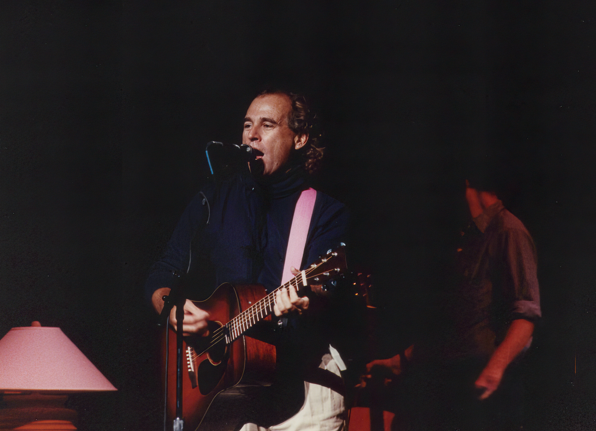 Dec 05, 1989: Jimmy Buffett at Riverside Theatre - WI Milwaukee ...