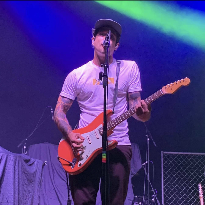 Sep 30, 2021: MOD SUN / Girlfriends (US) / Tyler Posey at The ...