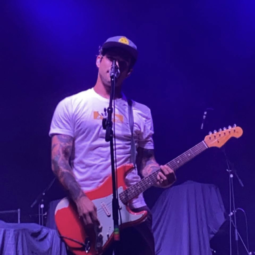 Sep 30, 2021: MOD SUN / Girlfriends (US) / Tyler Posey at The ...