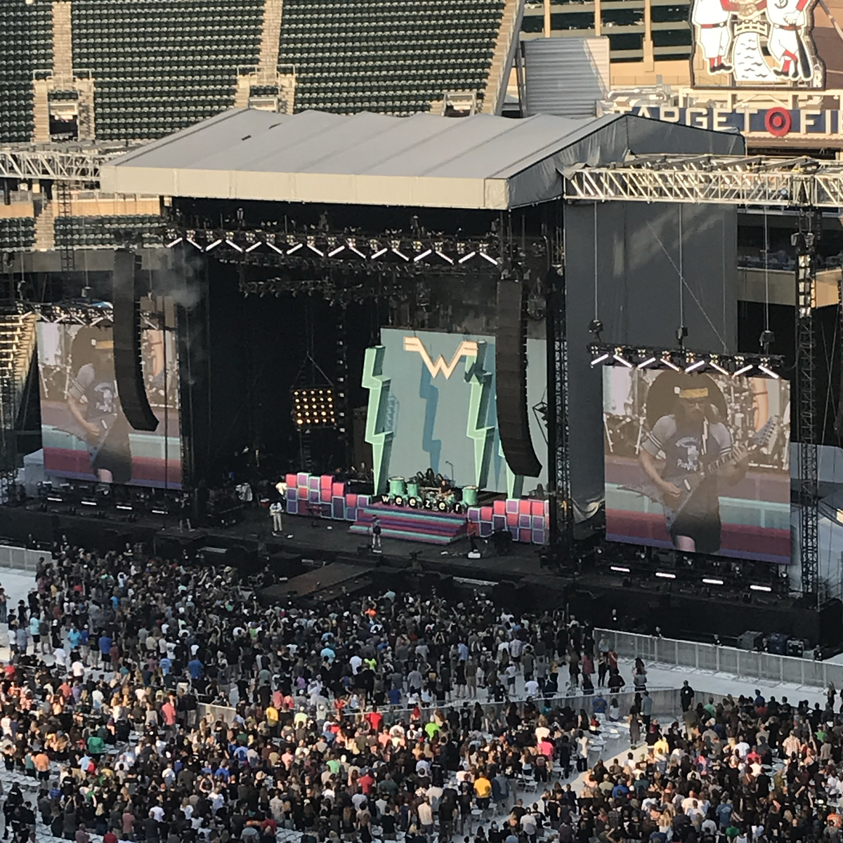 Concert History of Target Field Minneapolis, Minnesota, United States ...