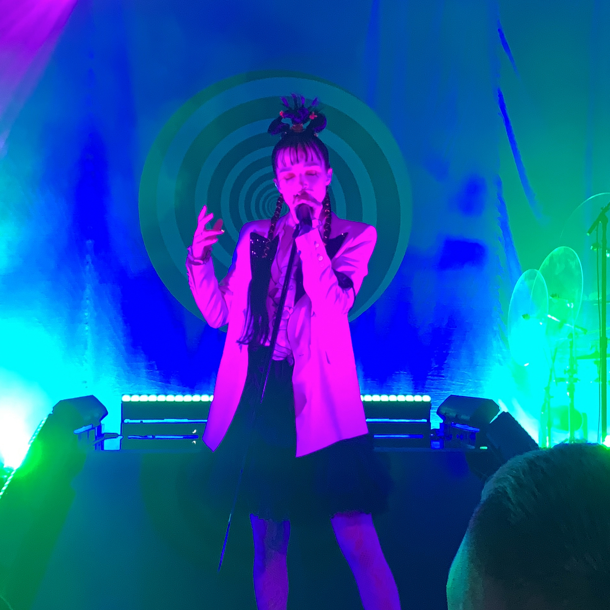 Mz Neon Concert Photos | Concert Archives