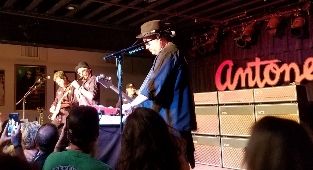 Billy Bob Thornton & The Boxmasters Concert & Tour History (Updated for ...