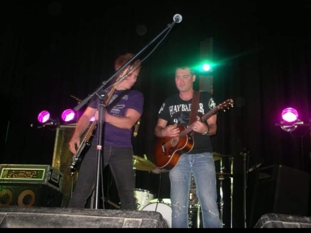 Adam Brand Concert & Tour History | Concert Archives