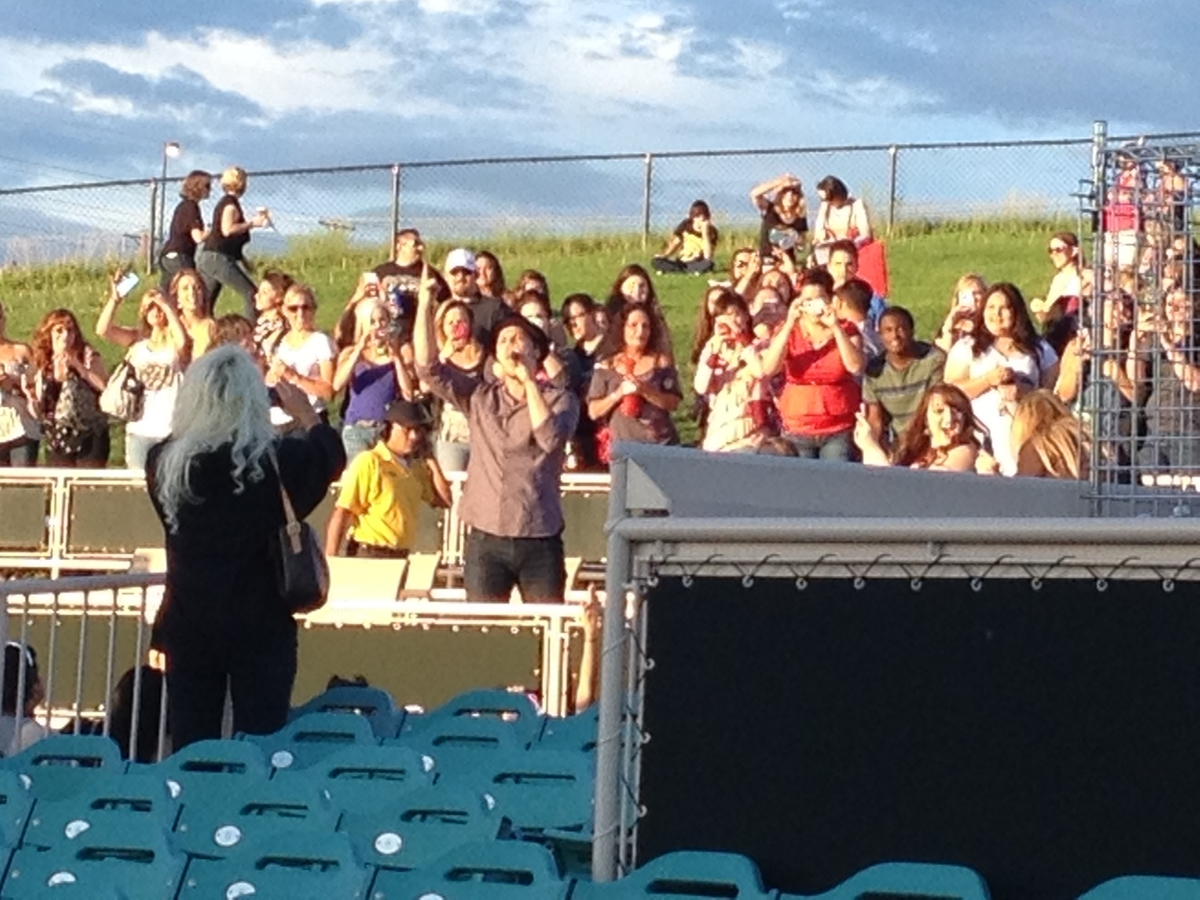 Aug 06, 2013: Train the Script / Train / The Script / Gavin DeGraw ...