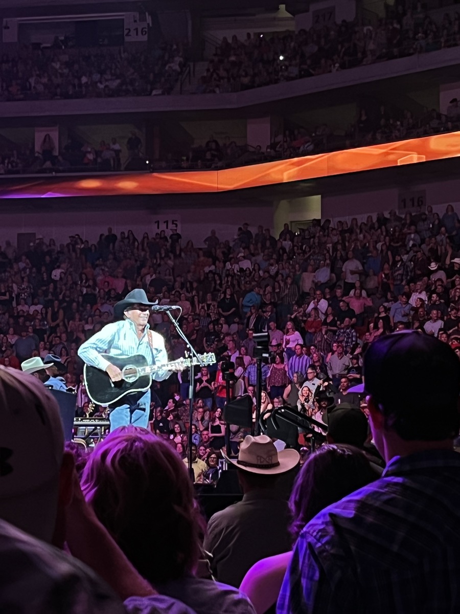 George Strait Concert & Tour History (Updated for 2022) | Concert Archives