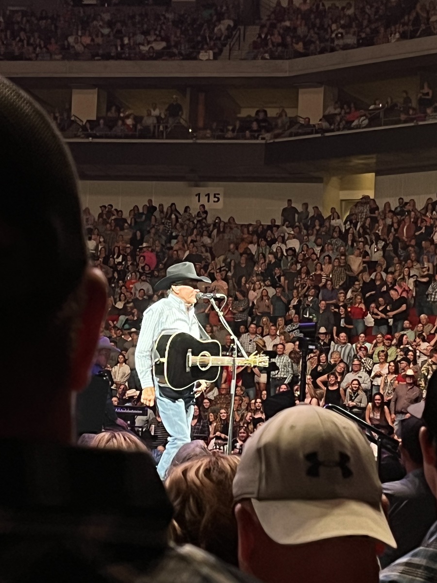 George Strait Concert & Tour History (Updated for 2022 - 2023 ...