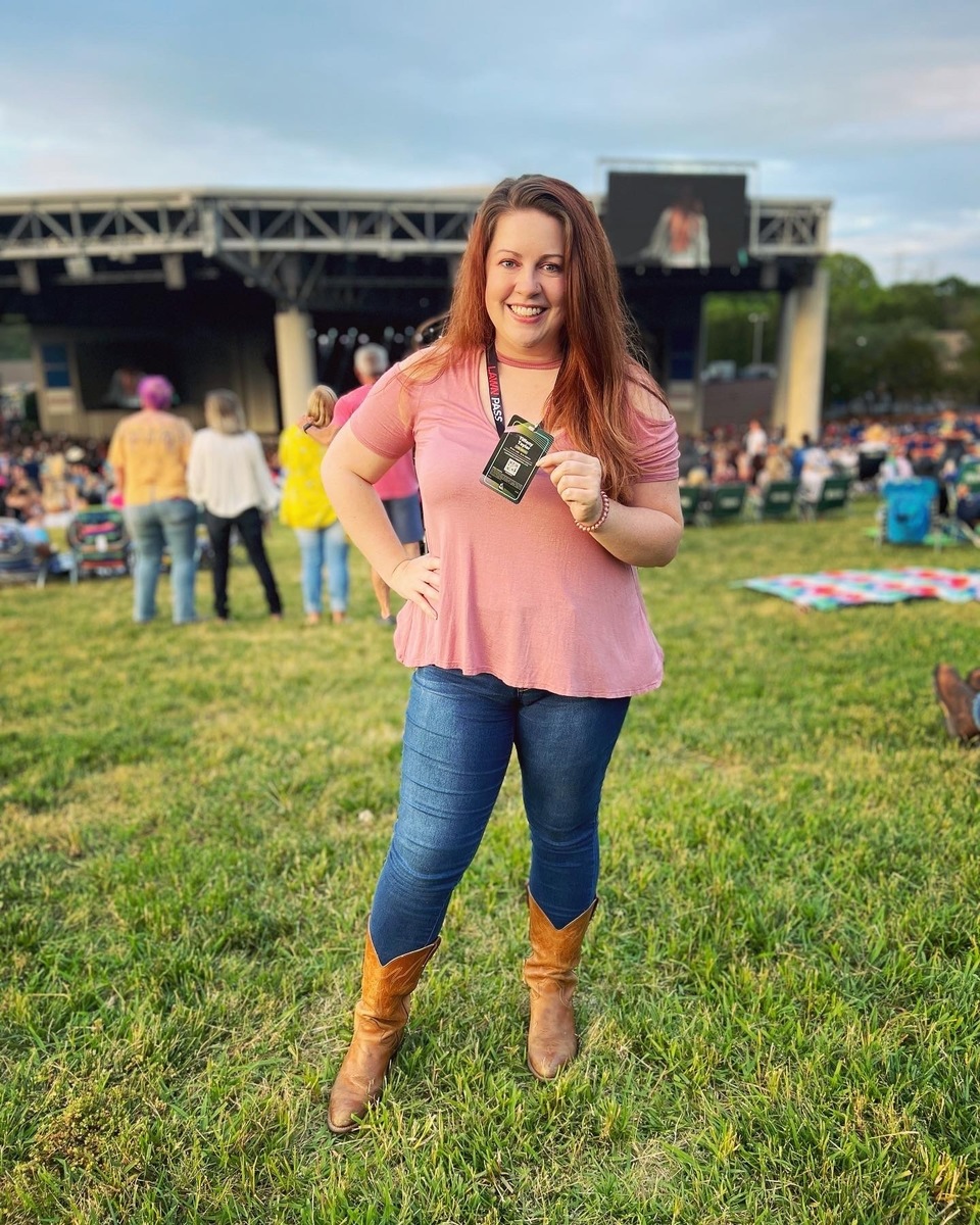 May 12, 2022: Alexandra Kay / Russell Dickerson / Tim McGraw at PNC ...