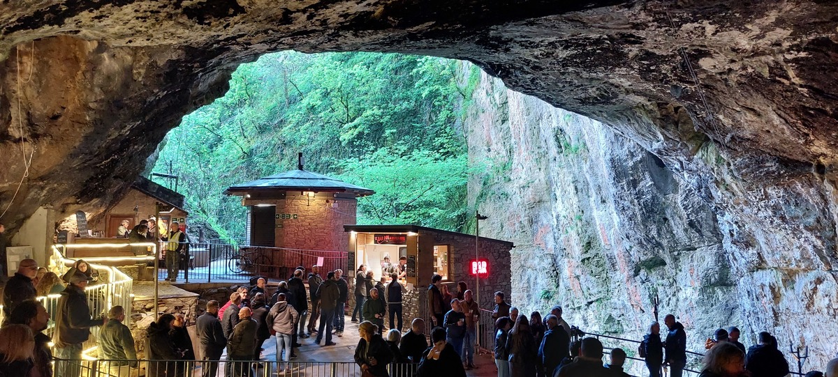 Concert History of Devil's Arse Cave Castleton, UK | Concert Archives