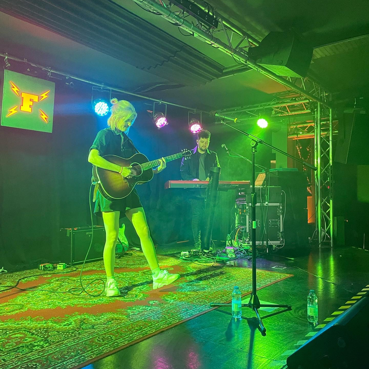 Emily Burns Concert & Tour History | Concert Archives