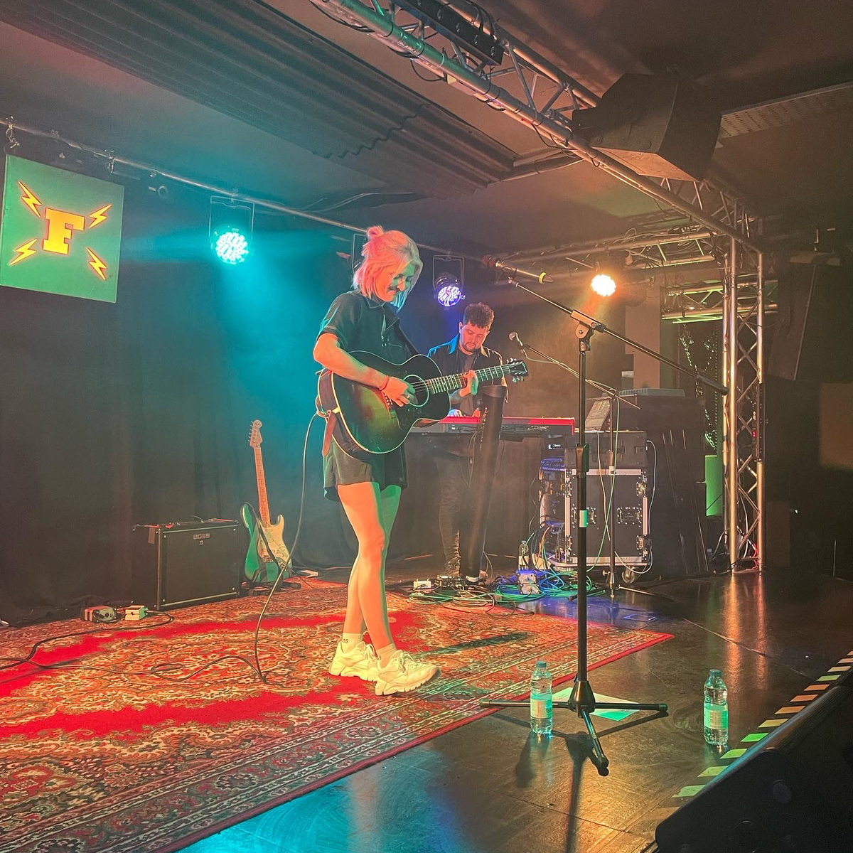 Emily Burns Concert & Tour History | Concert Archives