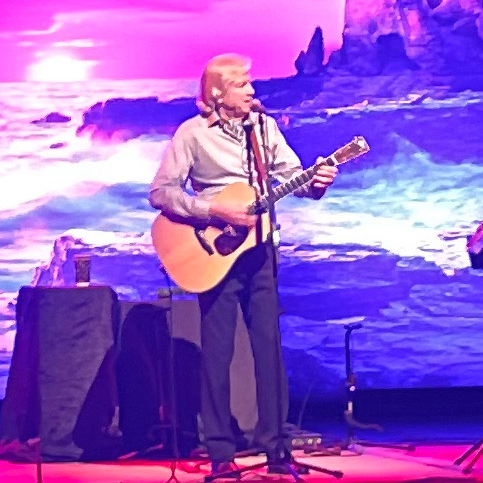 Justin Hayward Concert & Tour History (Updated for 2024) | Concert Archives