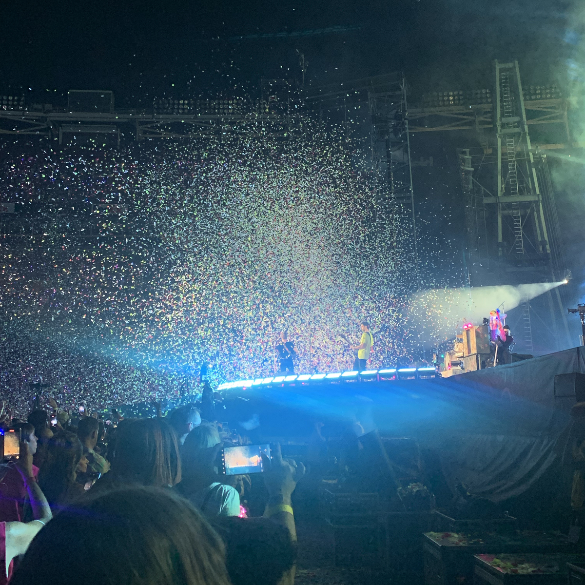 Jun 01, 2022: Coldplay / H.E.R. / SHAED at FedExField Landover ...