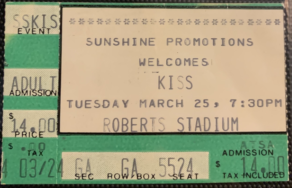 Concert History of Roberts Municipal Stadium Evansville, Indiana ...