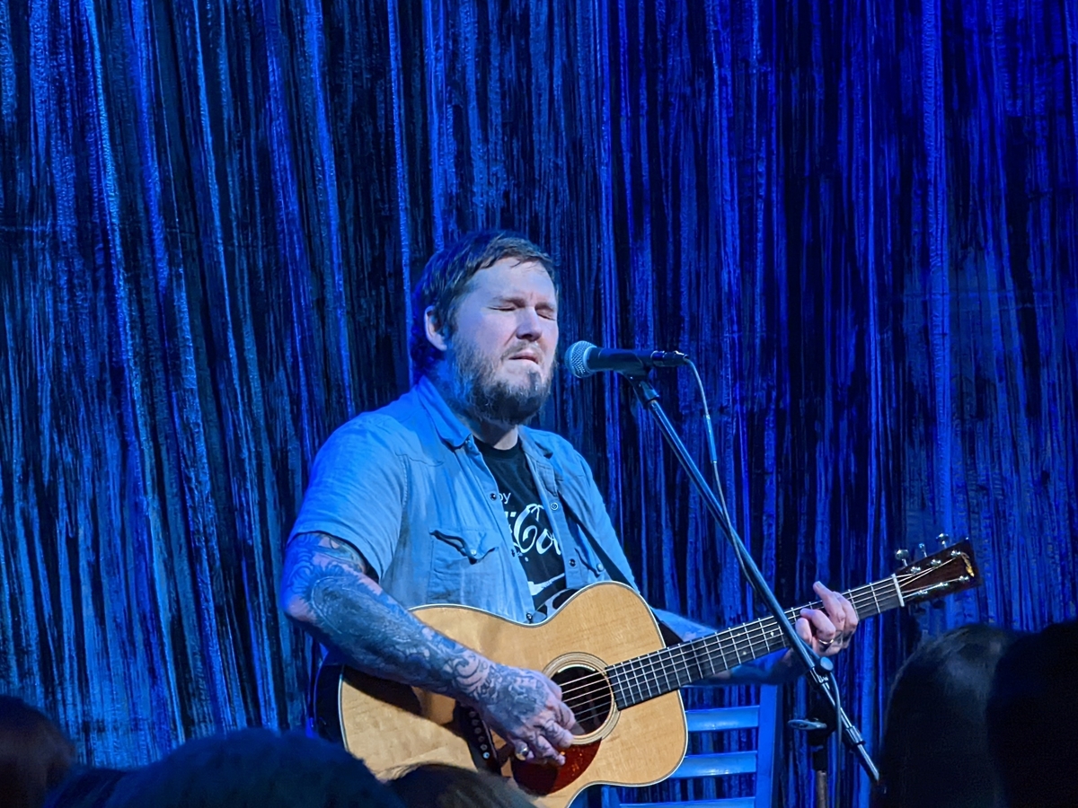 Brian Fallon Concert Photos | Concert Archives