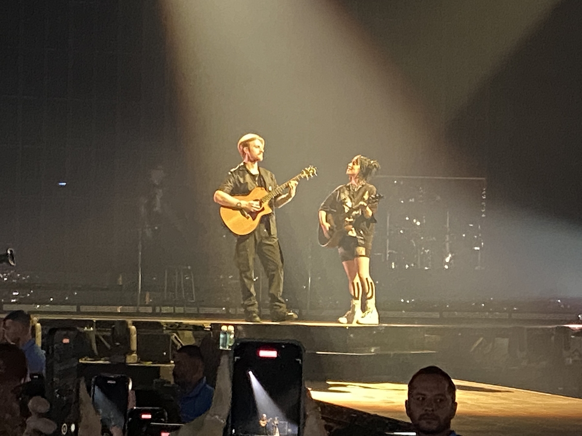 Jun 21, 2022: Billie Eilish / Jessie Reyez / Finneas at Lanxess Arena ...