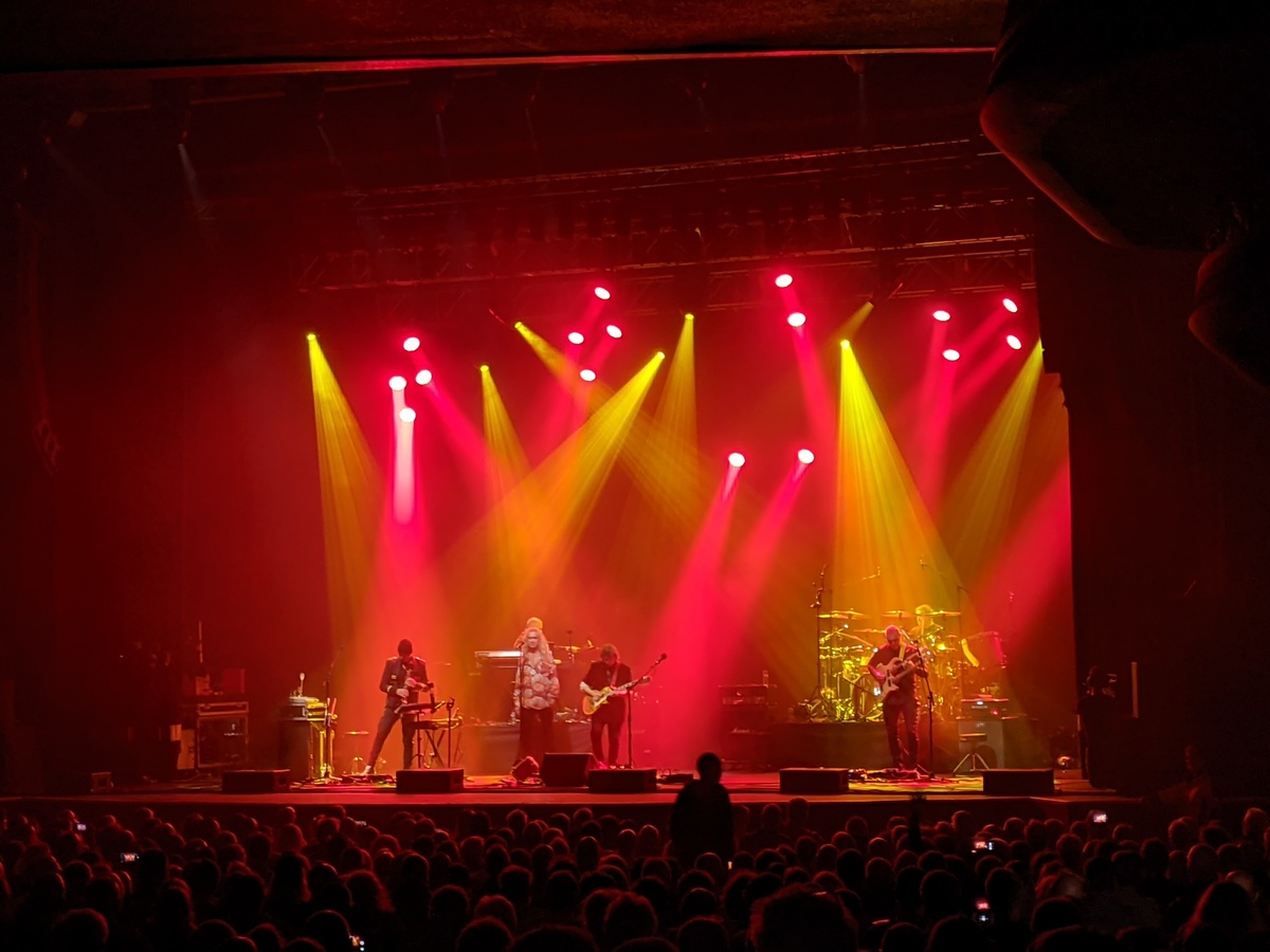 Concert History of Manchester Apollo Manchester, England, United ...