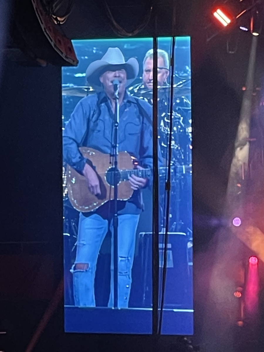 Alan Jackson Concert & Tour History (Updated for 2022 - 2023) | Concert ...