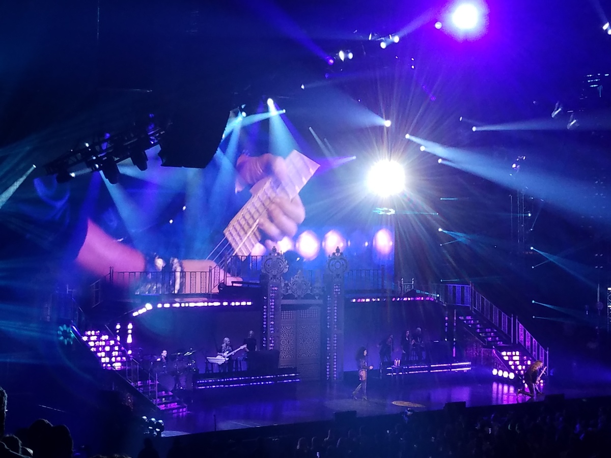 Cher Concert & Tour History (Updated for 2023) | Concert Archives