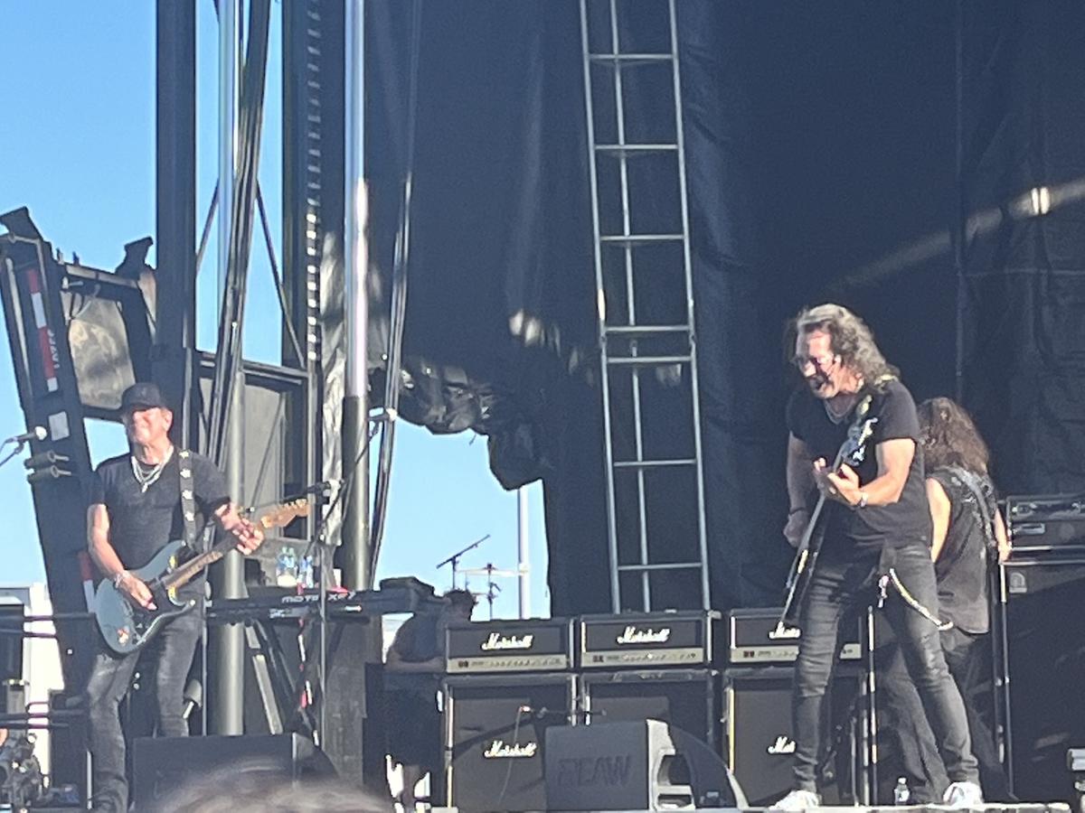 Winger Concert & Tour History (Updated for 2022) | Concert Archives