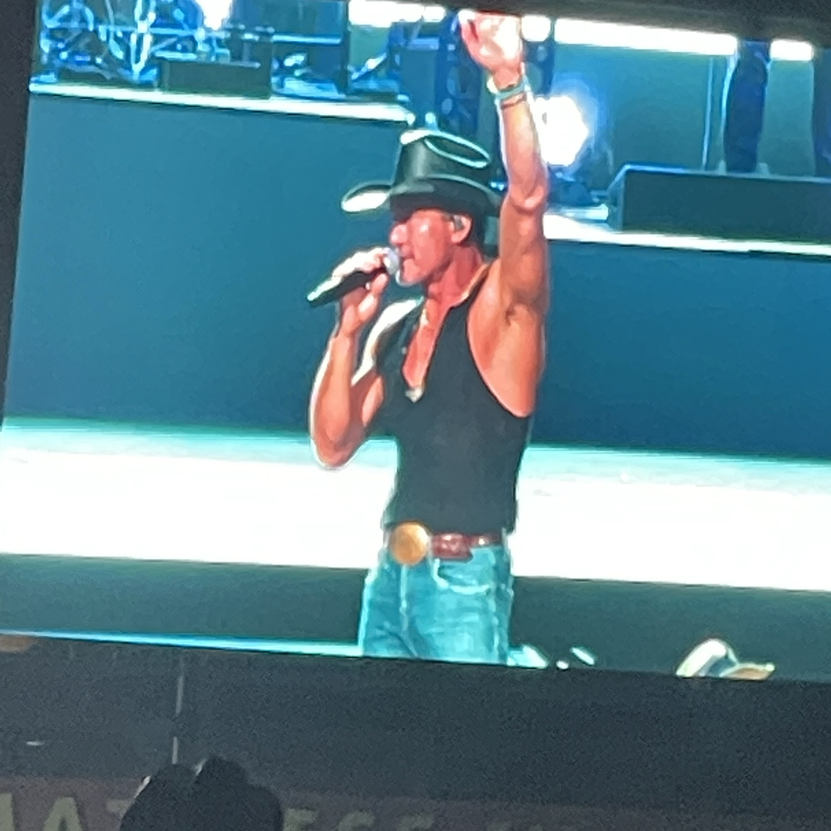Tim McGraw Concert & Tour History (Updated for 2022 - 2023) | Concert ...