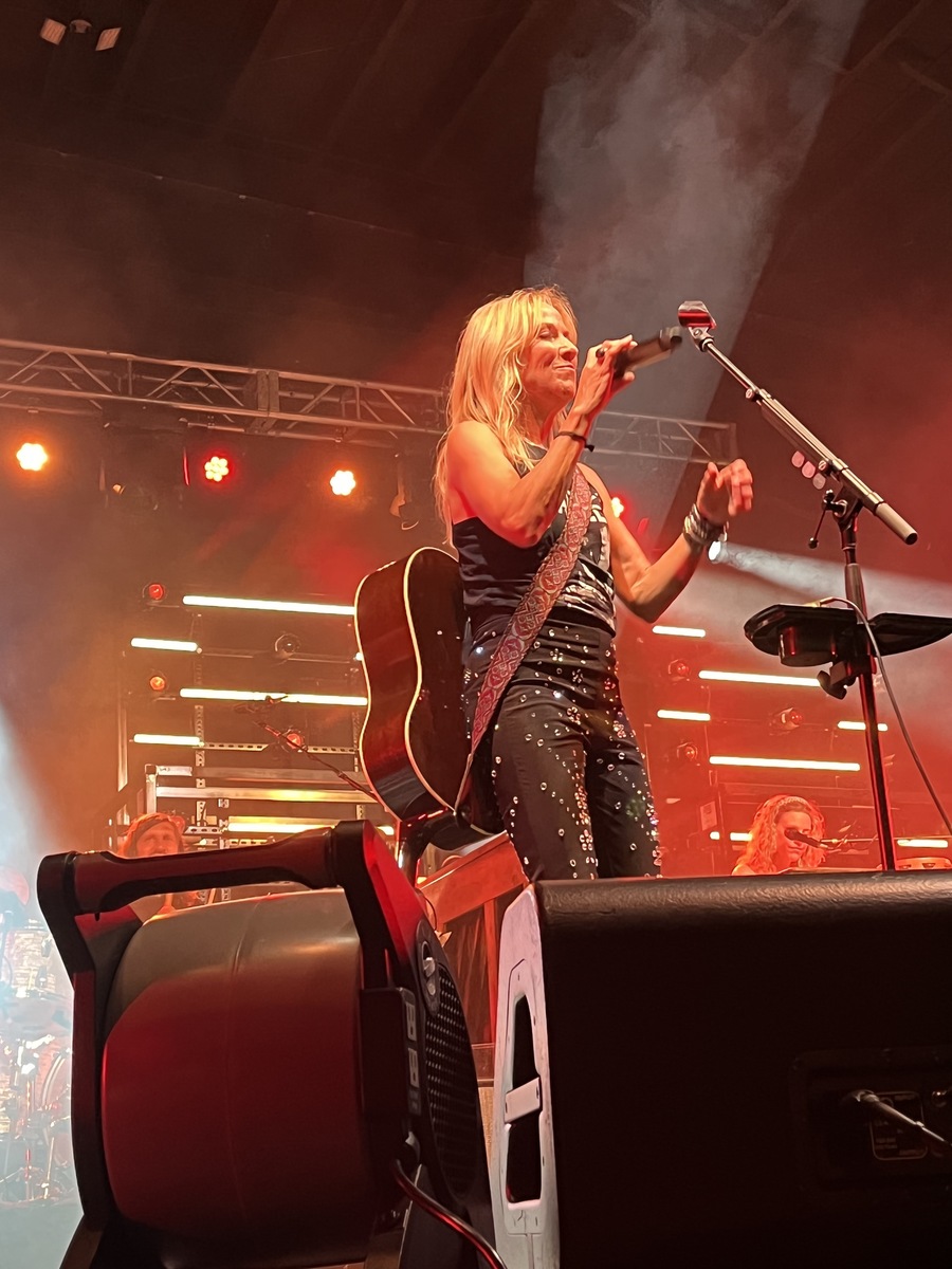Sheryl Crow Concert & Tour History (Updated for 2022) | Concert Archives